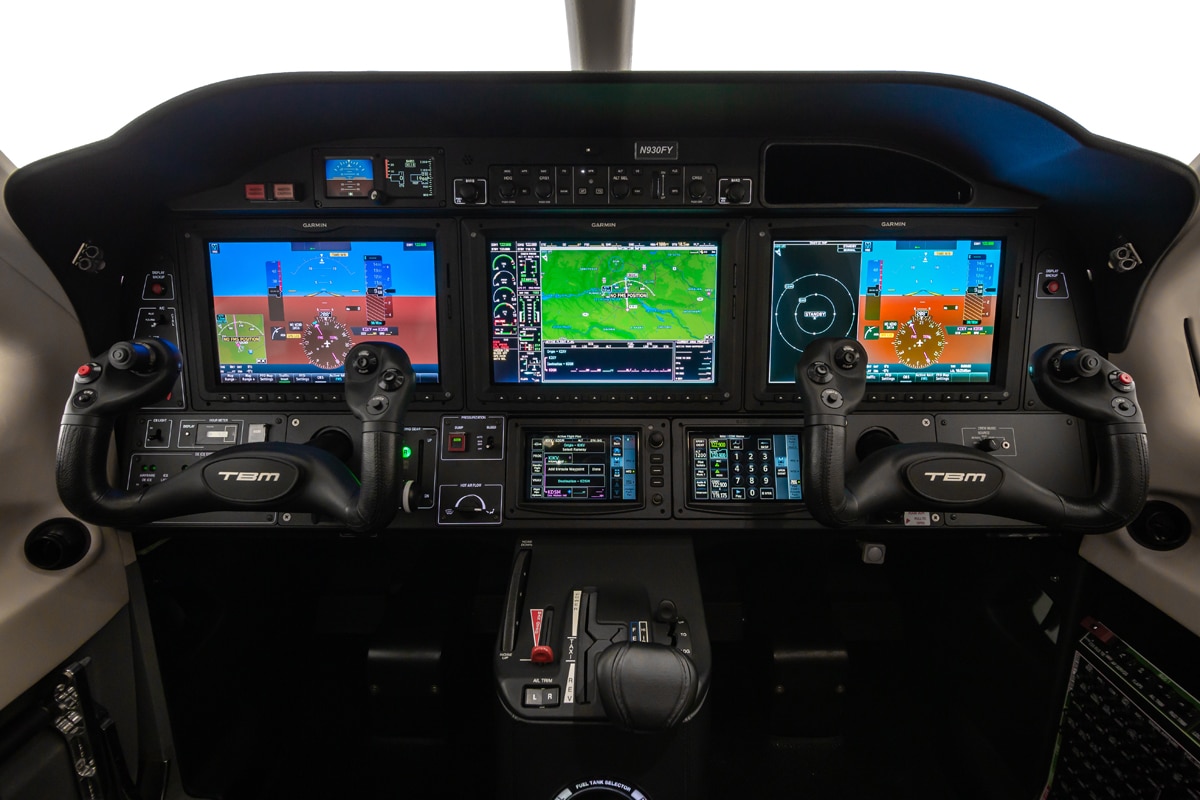 2017 TBM 930 | Elliott Jets
