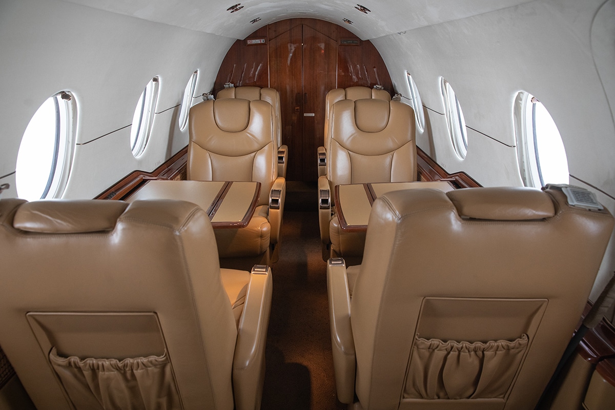 2008 Hawker 400XP | Elliott Jets