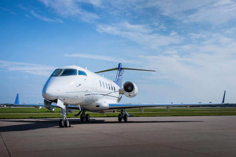 A Comprehensive Review of the Challenger 300 | Elliott Jets